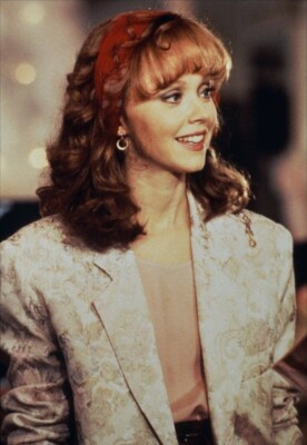 BEAUTIFUL SHELLEY LONG 8X10 Photo | eBay