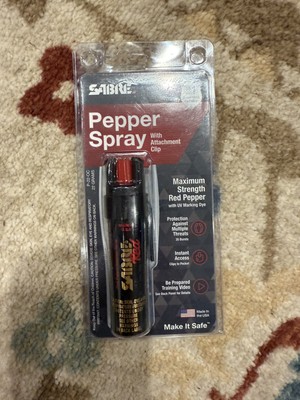 SABRE P-22-OC Pepper Spray with Belt Clip and Twist Lock, UV Light Dye ...