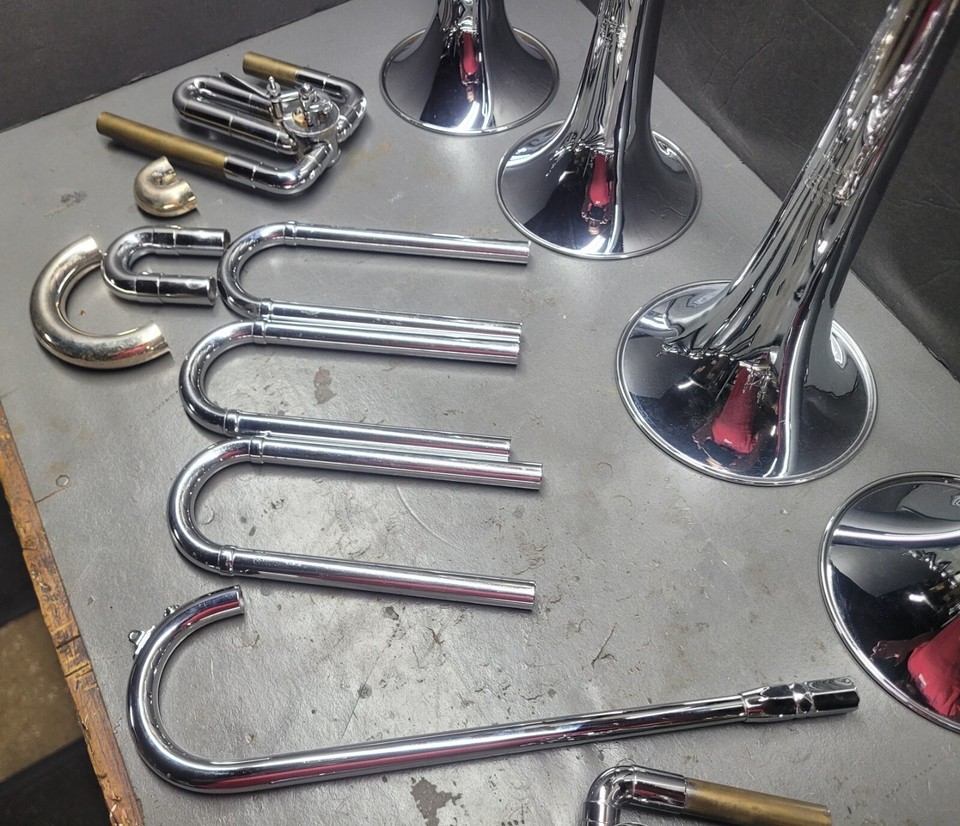 Vintage Drum Corp Getzen Soprano ,Baritone Bugle Part's, Bells ...