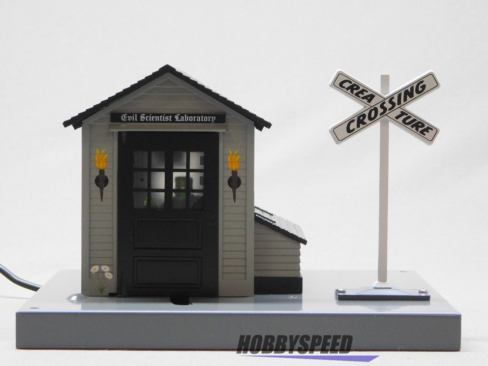 LIONEL FRANKENSTEIN'S MONSTER GATEMAN O GAUGE halloween landscape ...