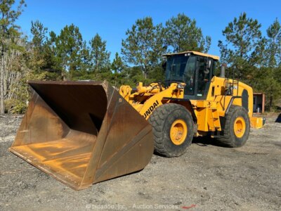 Wheel Loaders - Tractor