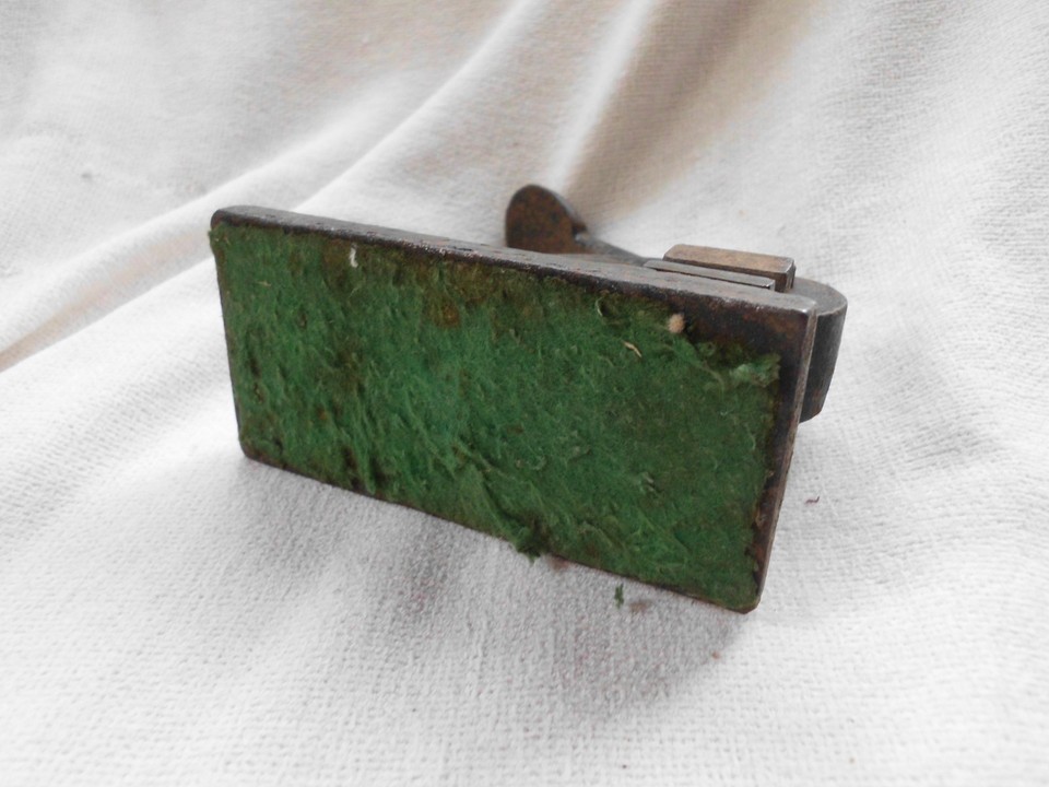 ANTIQUE CAST IRON LETTERHEAD PRESS EMBOSSER HIGHFIELD AVENUE ST AUSTELL ...