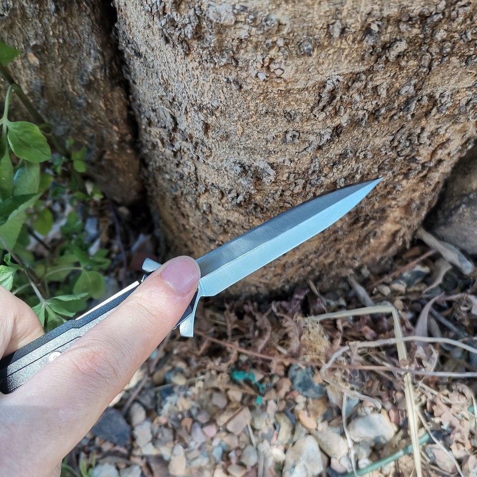 Portable outdoor camping hunting self-defense multi-functional defense ...