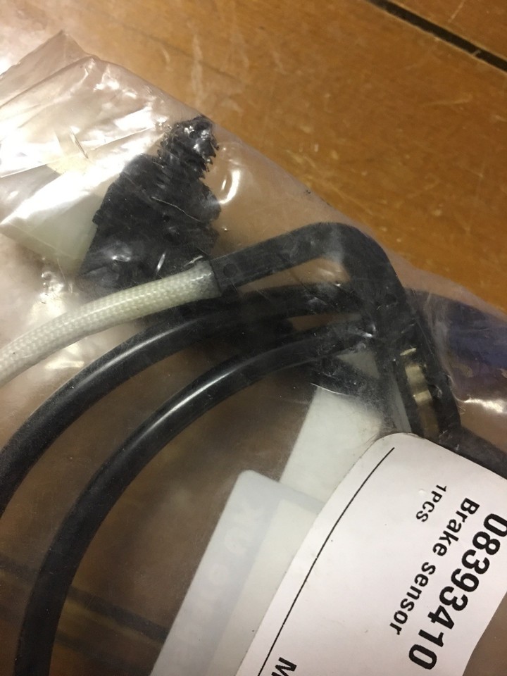 URO Parts SEM500062 Frt Disc Brake Pad Sensor Wire | eBay