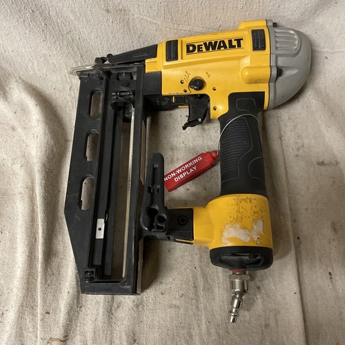 DeWALT DWFP71917 Pneumatic 16-Gauge 2-1/2 in. Corded Finishing Nailer ...