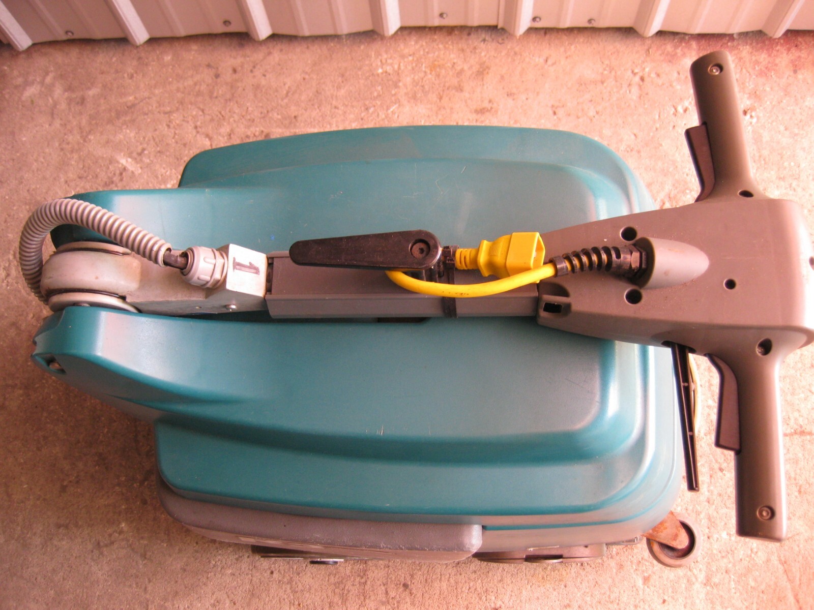 TENNANT R3 Ready Space Carpet Extractor Cleaner | eBay