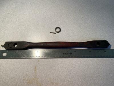 Sewing Machine Parts - Singer Treadle Sewing Machine Wooden