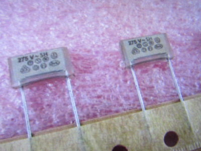 Capacitors - Rifa