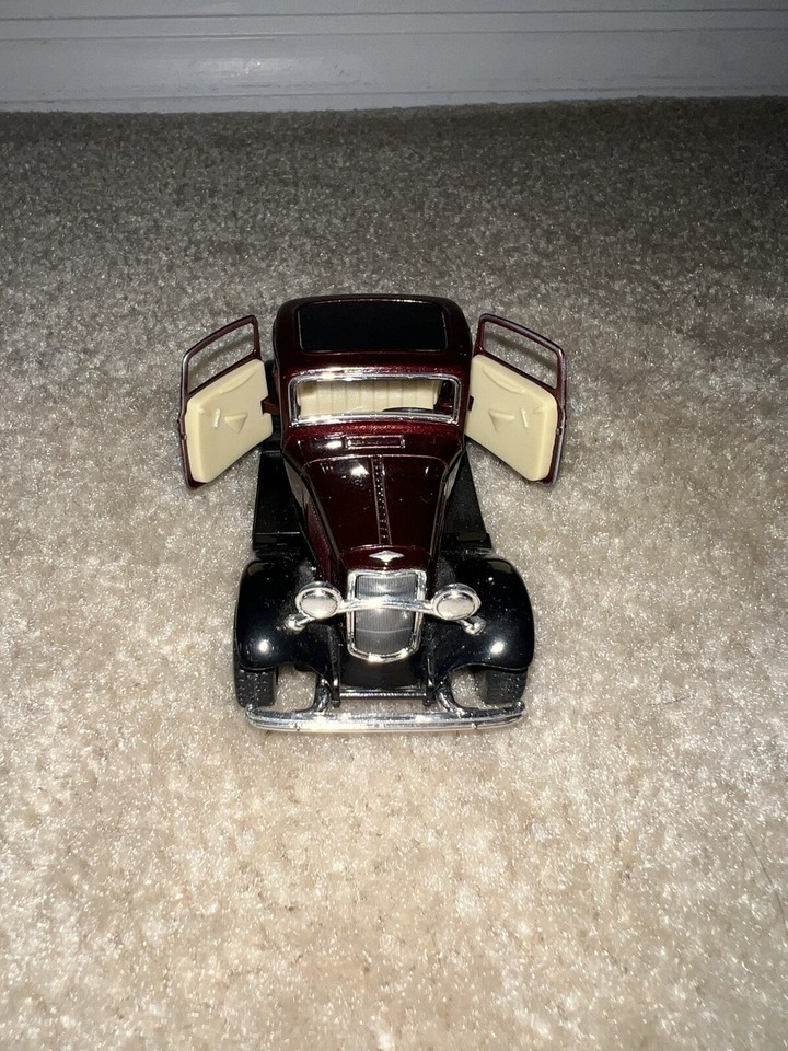 Oldsmobile Super 88, 1/43 Scale Diecast Model Car And 3 Other Model ...