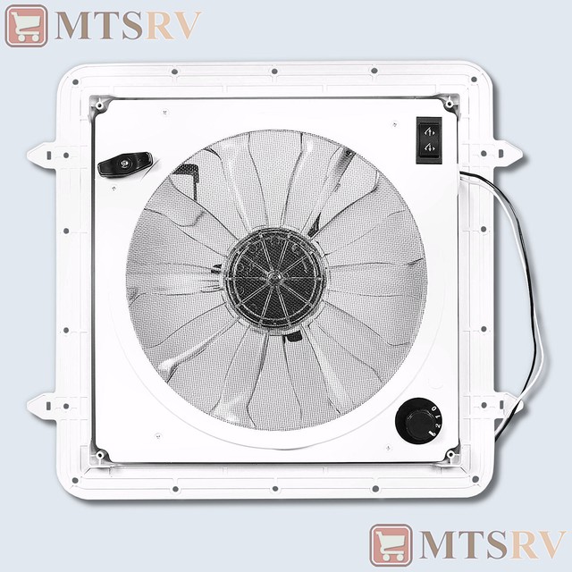 Dometic 801450 12V Fan-Tastic 3-Speed Roof Vent Fan Manual Lift for ...