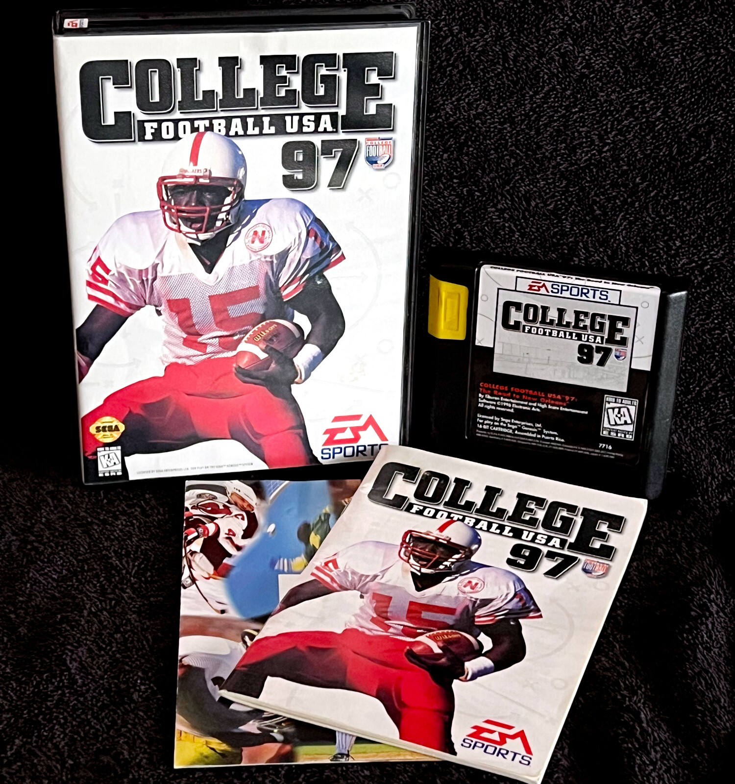 1997 COLLEGE FOOTBALL USA • WORKING w/CASE & INSERTS • VINTAGE SEGA ...