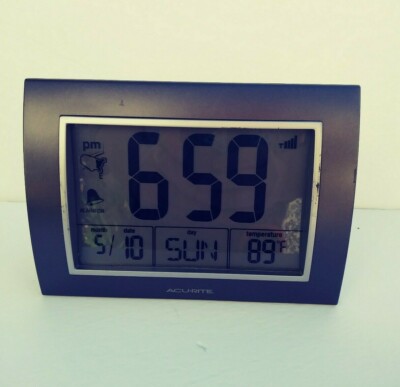 Acu-Rite Battery Operated 7 x 5" Digital Alarm Clock EUC | eBay