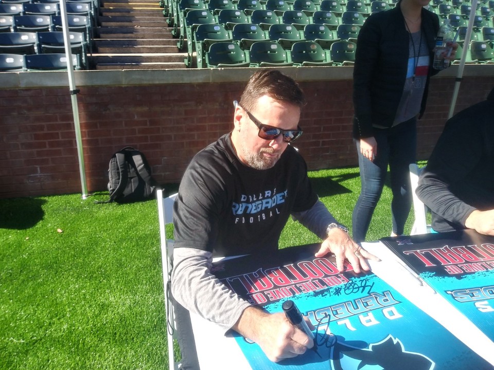 Bob Stoops & Landry Jones Signed Autographed Football OU Sooners ...