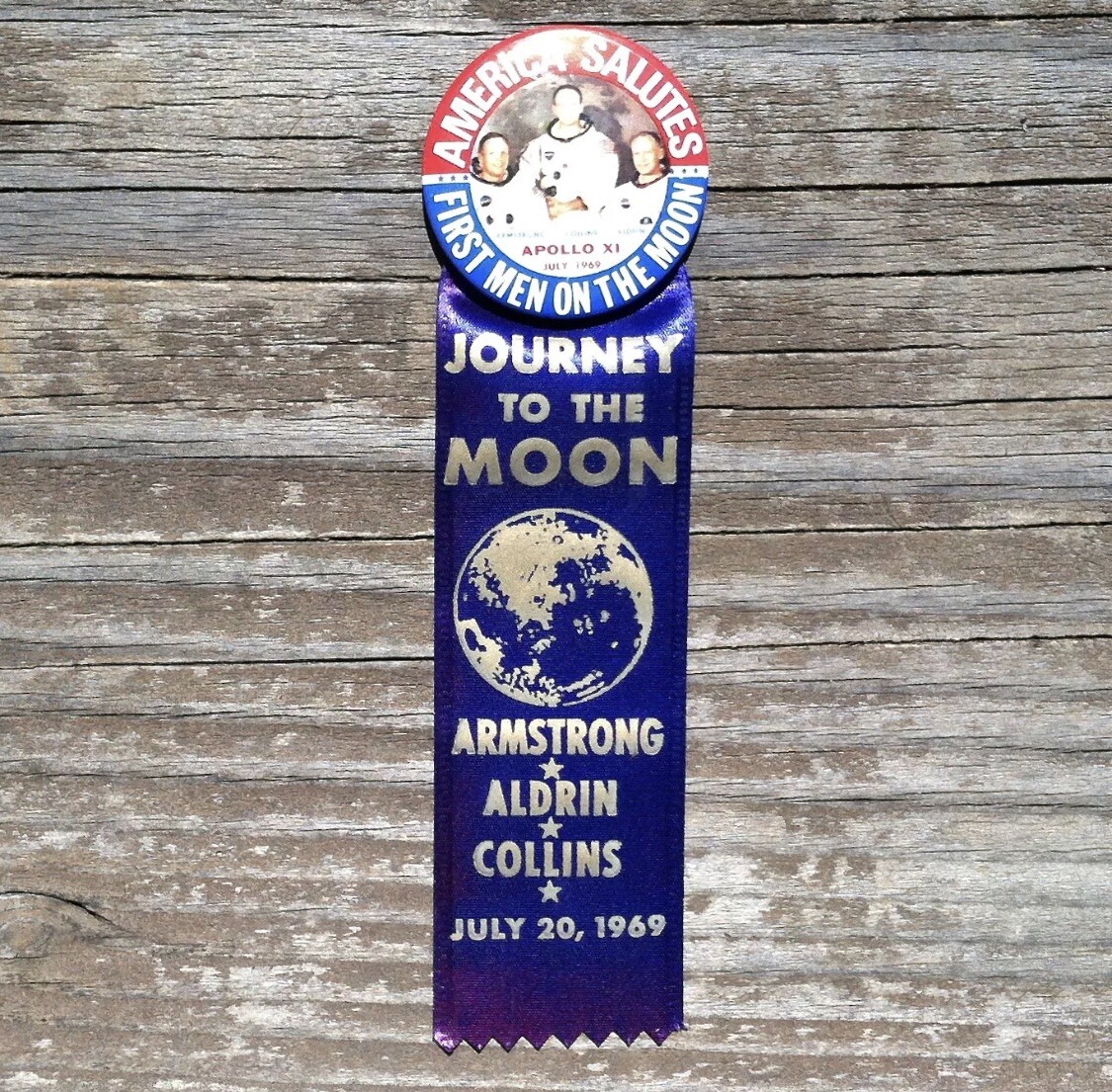 1969 FIRST MEN ON THE MOON Pinback & Ribbon APOLLO XI 11 Pin 50th ...