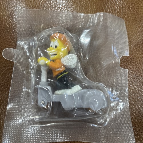 General Mills 2001 Honey Nut Cheerios 2.5" Buzz the Bee Racing Scooter ...