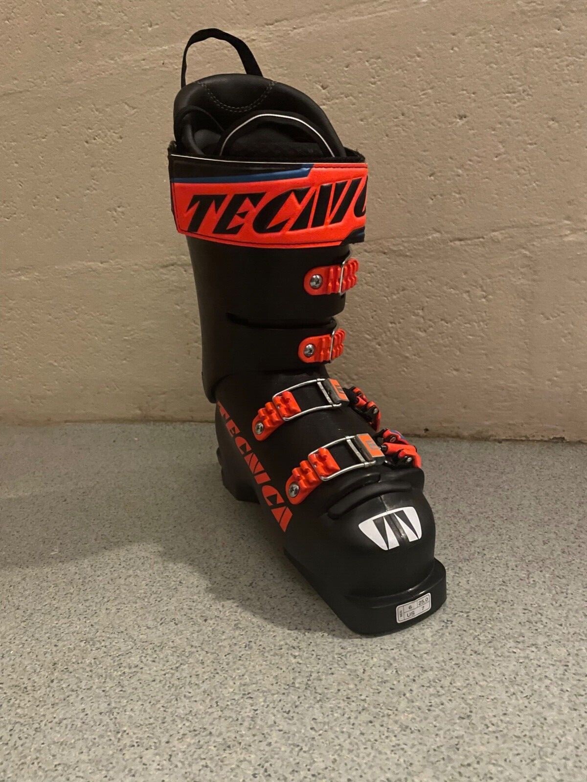 Brand new Tecnica R9 race boots | eBay