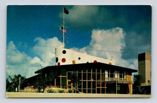 Fort Lauderdale Jolly Roger Hotel Postcard | eBay