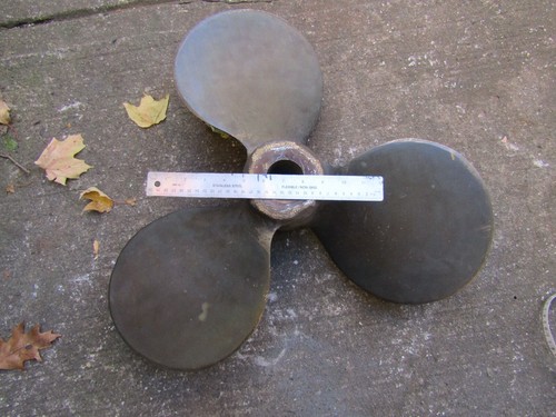 VERY NIce prop 24 dia --19 to 20 pitch- rotation right hand Brass tug ...