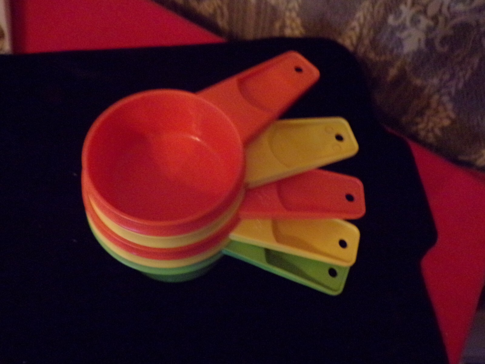 Set of 5 Vintage Tupperware Measuring cups-Harvest colors | eBay