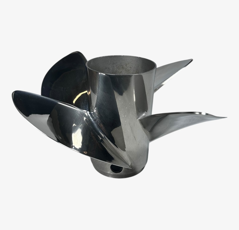 Mercury Rev 4 XP, 4 x 14.6 x 19 , Revolution 4 XP Pro Finish Propeller ...