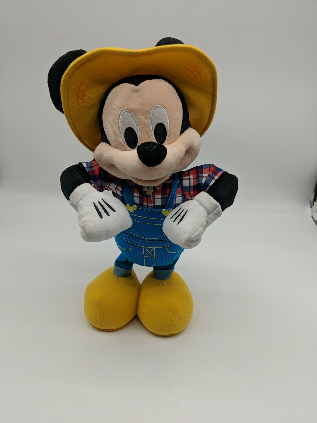 Disney Junior E-I-Oh! Mickey Mouse, Interactive Plush Toy, Sings "Old ...