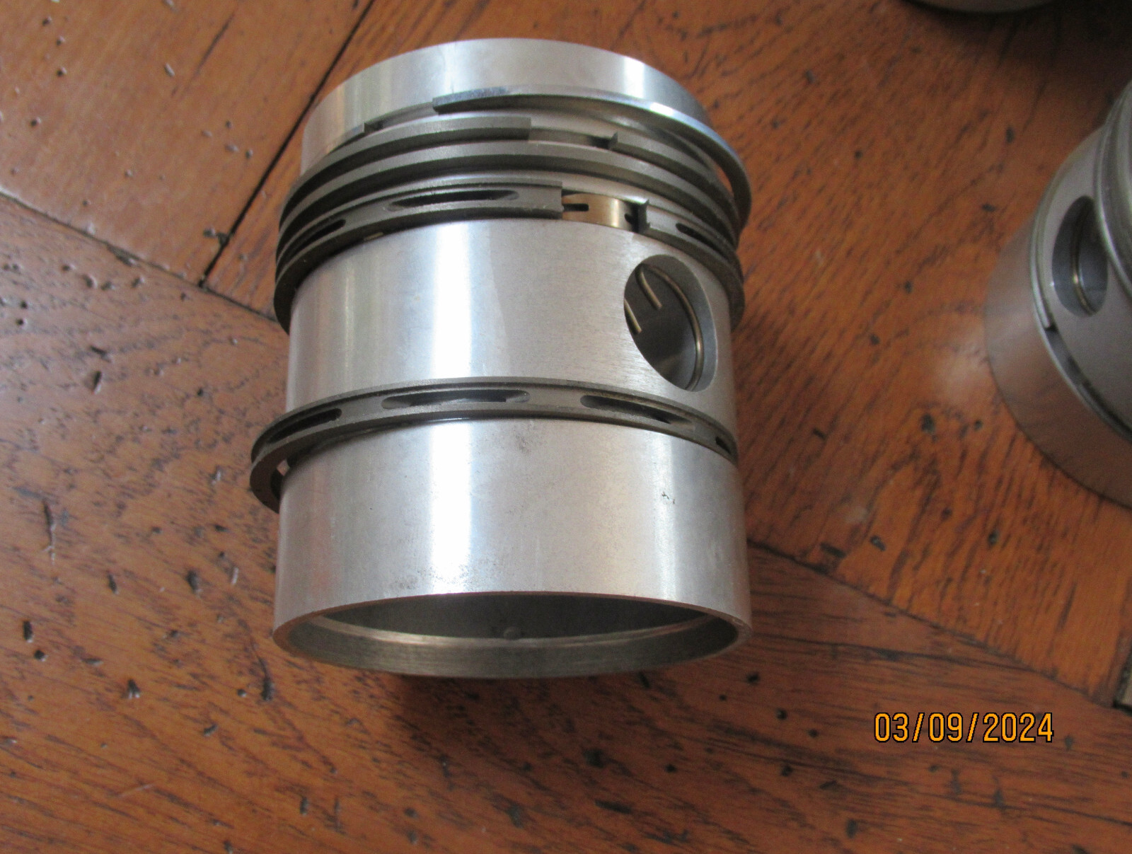 MAHLE KOLBEN DAIMLER BENZ PISTONS & RINGS MERBEDI 76.51 3.010 NOS ...