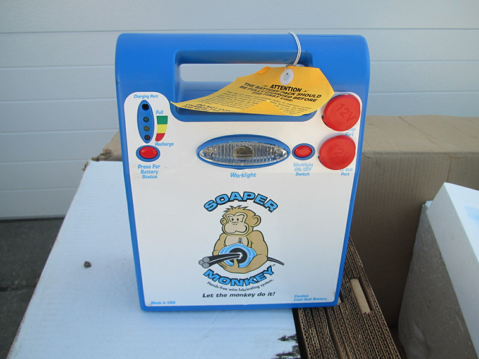 Soaper Monkey Hands Free Wire Lubrication Pump & Battery New Free ...