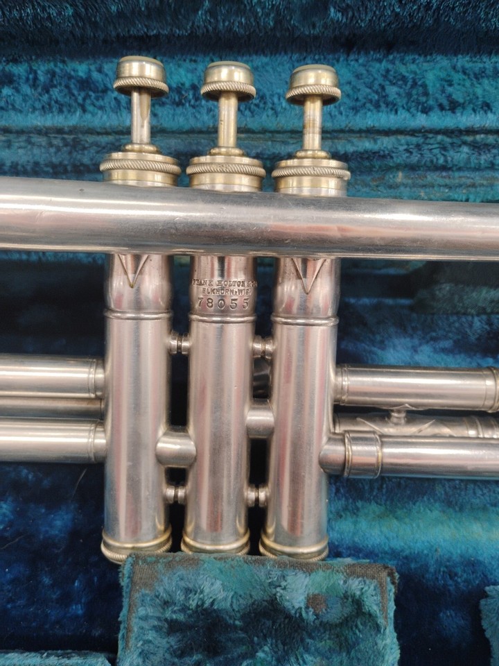 SALE Vintage Frank Holton Elkhorn Wis Silver Pro Trumpet With Case ...