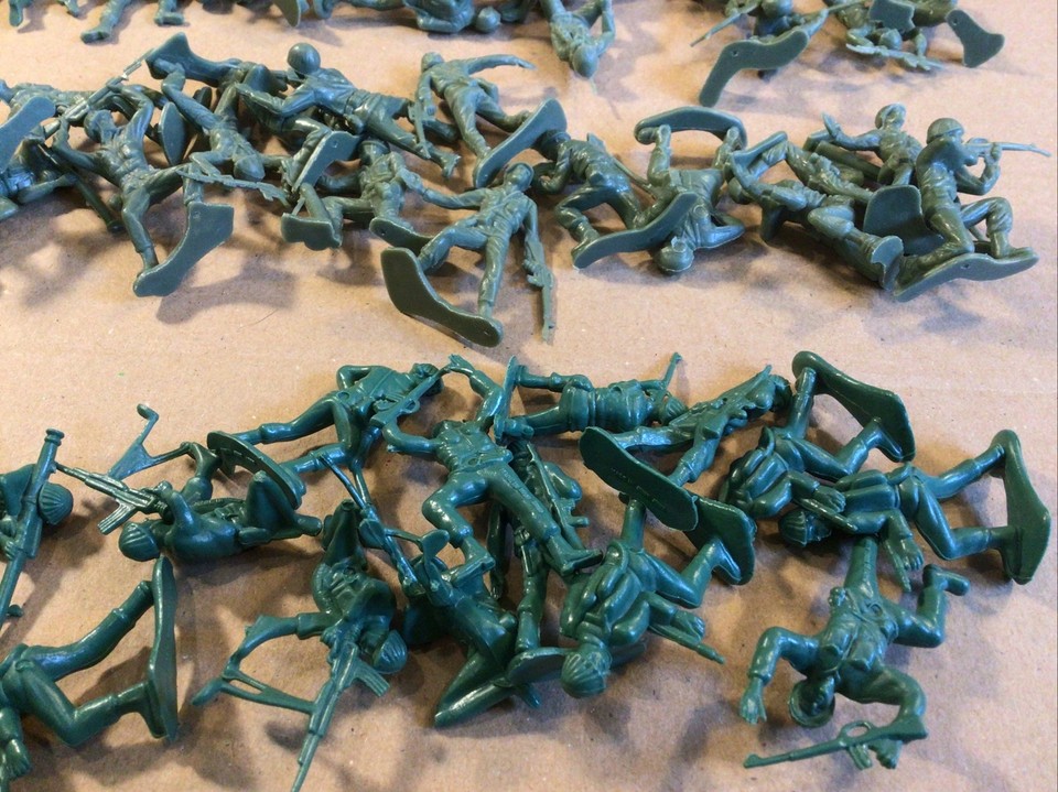 Green Plastic Army Men, 1 Inch, Lot Of 63 Action Figures, 2 Green Hues ...