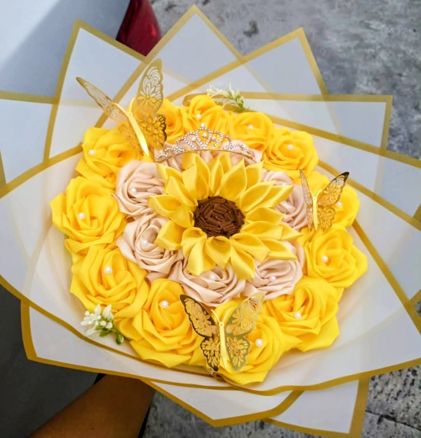 Bouquet with yellow silk Forever Roses And Sunflower 🌹 | eBay UK