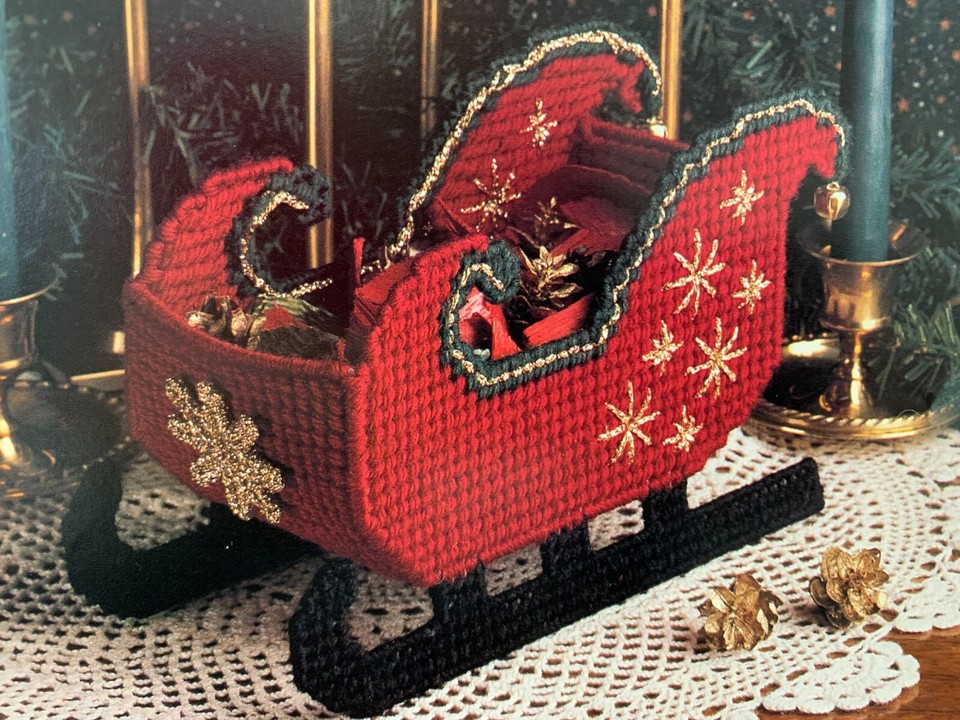 Christmas / Winter Plastic Canvas Patterns Wall Decor Centerpiece Card ...