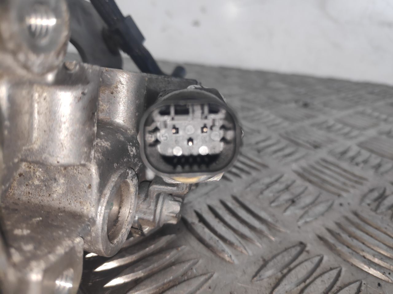 MERCEDES BENZ W213 E300D M654 920 2018 EGR VALVE A6541406900 ...