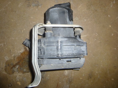1997-1998-1999-2000-2001-02-2003 BMW E39 SECONDARY AIR PUMP 528i 525i ...