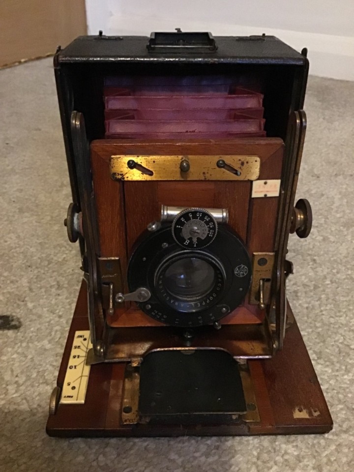 Dry plate camera, field type, quarter plate size (ish), needs work ...