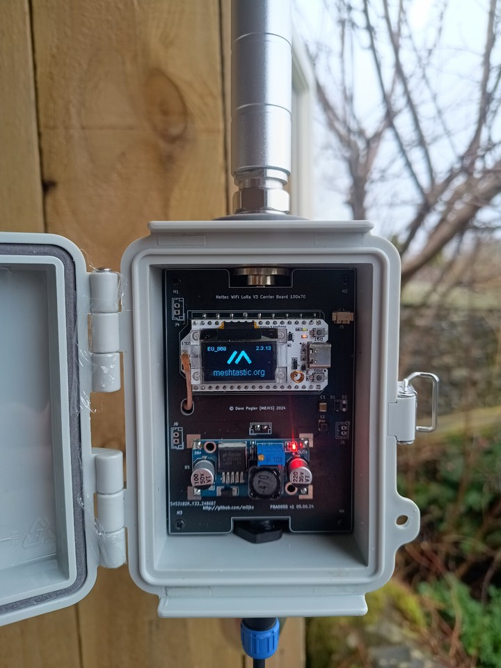 868MHz MeshCORE/Meshtastic repeater Heltec V3 (+21dBm) +5.5dBi (40cm ...