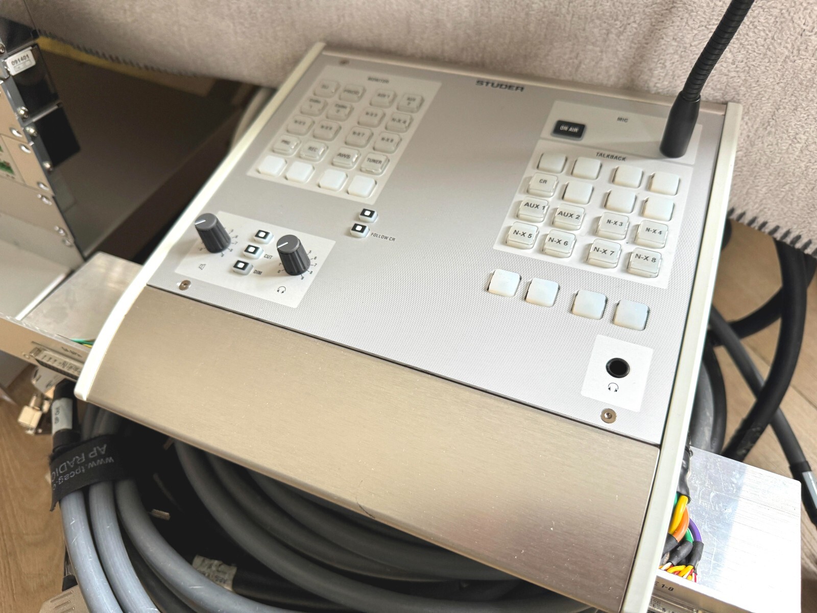 Studer ON AIR 2500 onair broadcast highend Mix Console Madi AES Analog ...