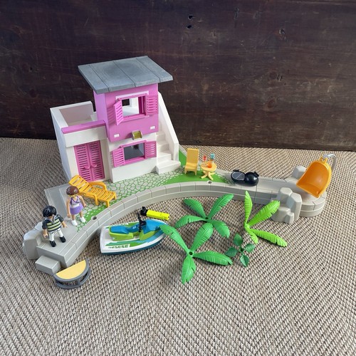 PLAYMOBIL City Life Luxury Beach House Playset Doll House 5636 parts | eBay