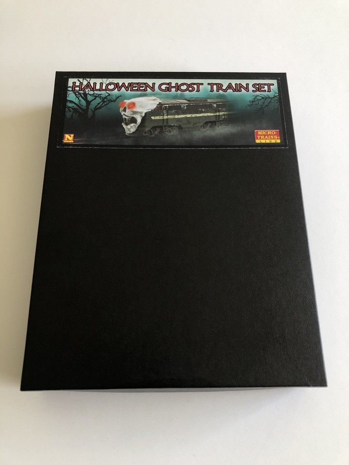 Micro-Trains N Scale Holiday Halloween Ghost Train Complete Set ...