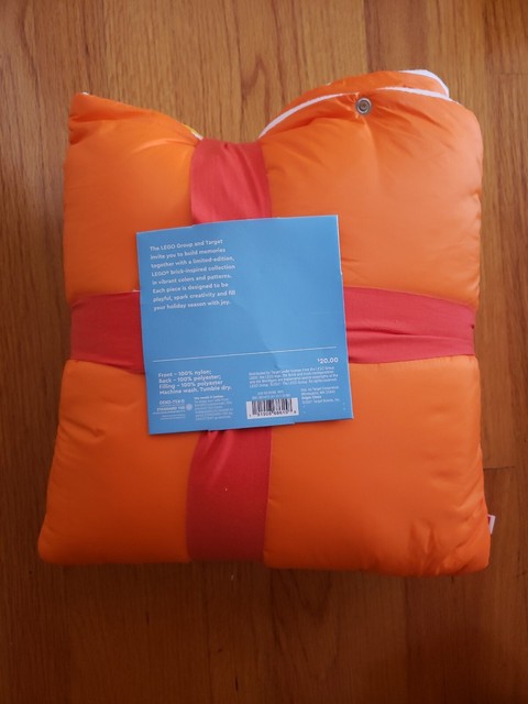 LEGO Color Block Puffer Throw Blanket Red/Pink/Orange - LEGO x Target ...