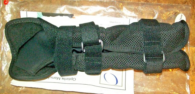 Optima Om-3916 Wrist Hand Support Adjustable Brace Size Medium for sale ...