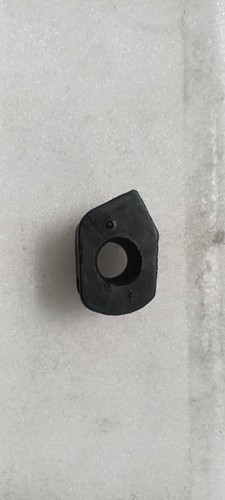 Front Stabiliser Mounting Fits TOYOTA Corolla Ractis 48815-52080 | eBay.de