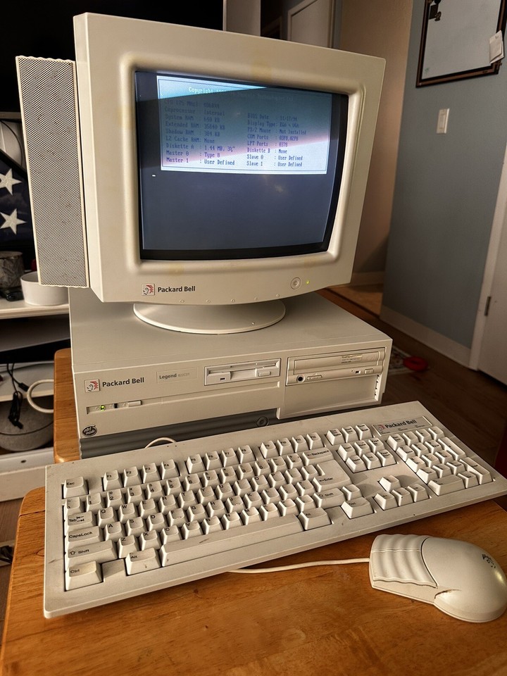 Packard Bell Legend 822CDT Vintage All Original Computer Keyboard Mouse ...