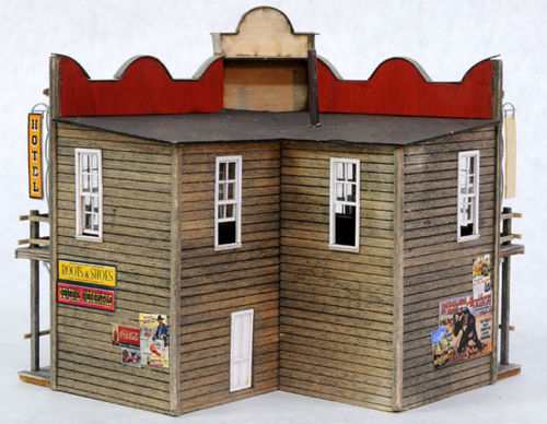 Banta MODELWORK Silver Bull Saloon O On30 Model Railroad Structure Kit ...