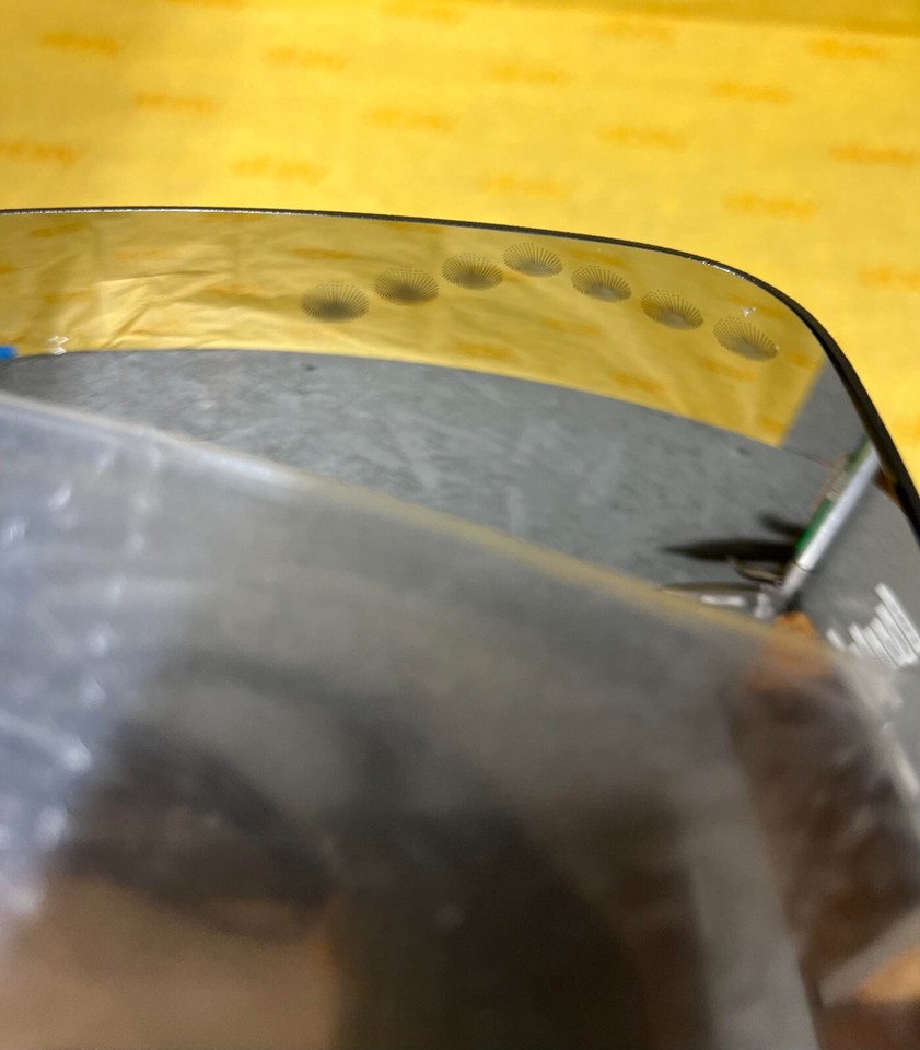 2514726C3 Genuine Navistar Convex Mirror Glass RH, With Turn Signal OEM ...