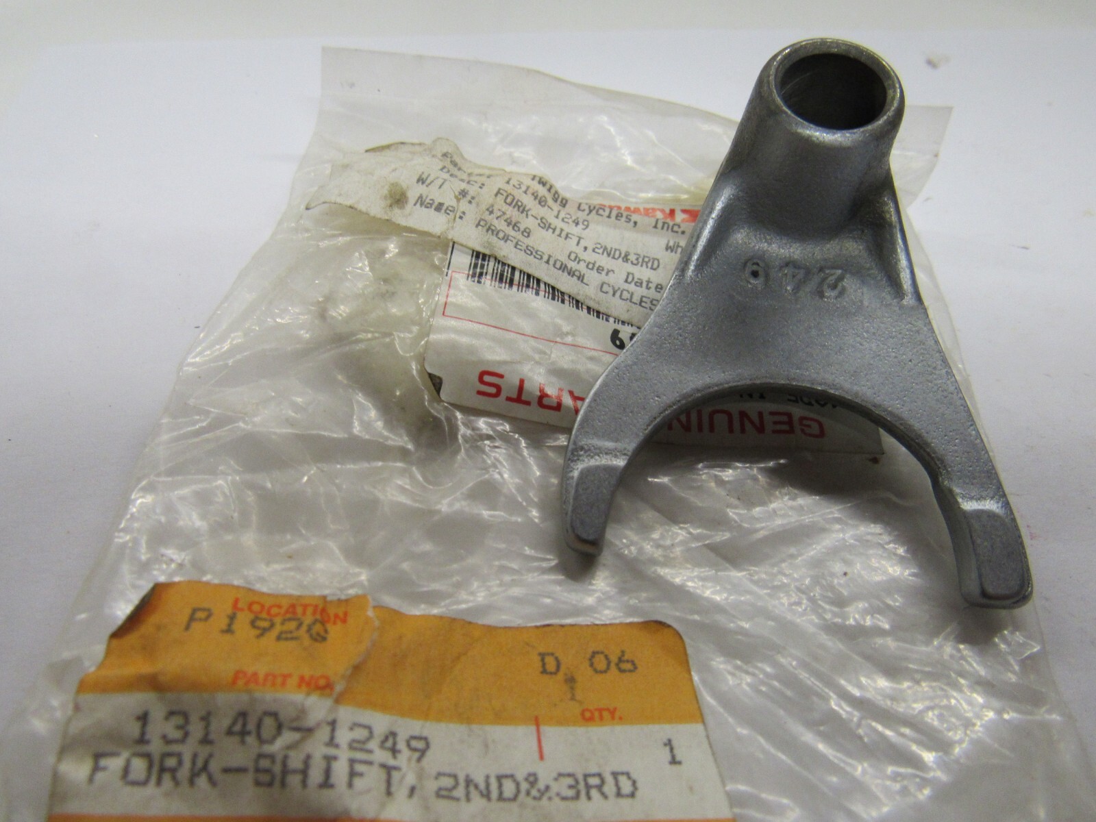 Kawasaki NOS Shift Fork 5th & Top 82-84 KX125 P.N. 13140-1068 | eBay