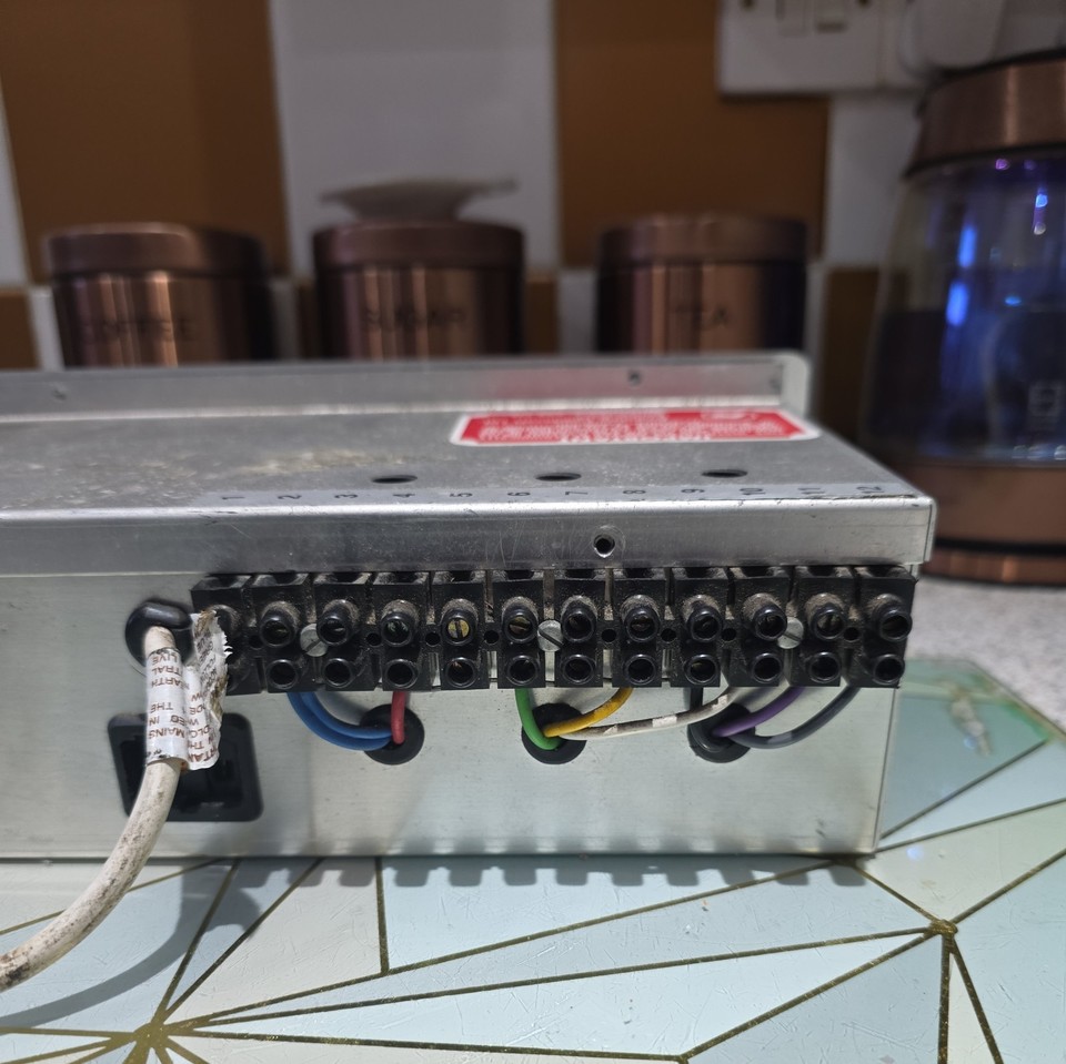 Used Zig Cf9B Power Distribution Unit Van Camper Caravan Leisure ...