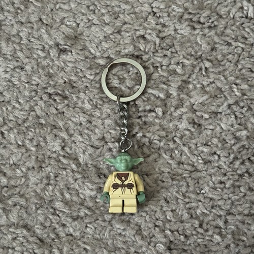 Retired LEGO 4128796 3947 Yoda Keychain Star Wars 2002 | eBay