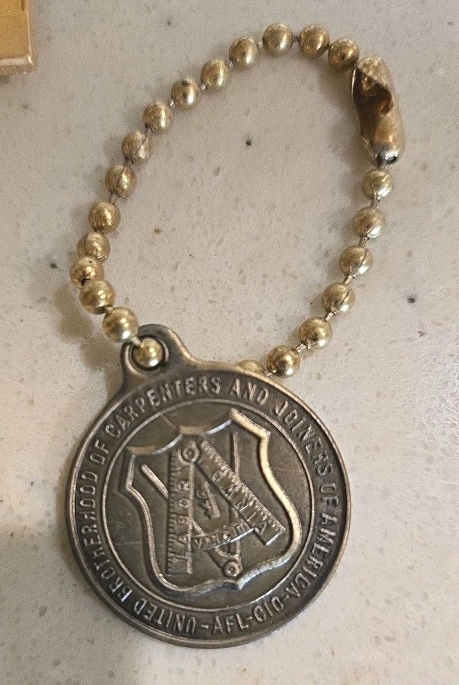 10 Carpenter's Union Pins Various States | eBay