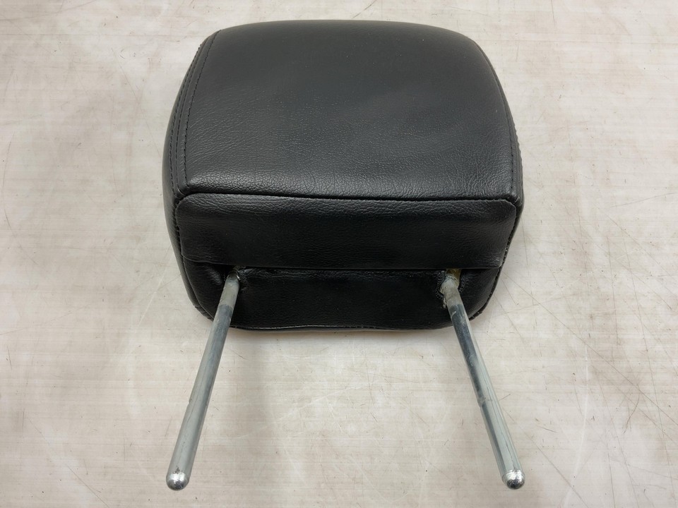Jeep JK Wrangler Driver / Passenger Leather Front Seat Headrest 2011 ...