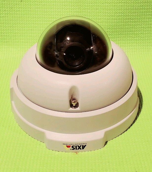 AXIS 225FD Fixed Dome Network Camera Indoor/Outdoor + Day/Night ...